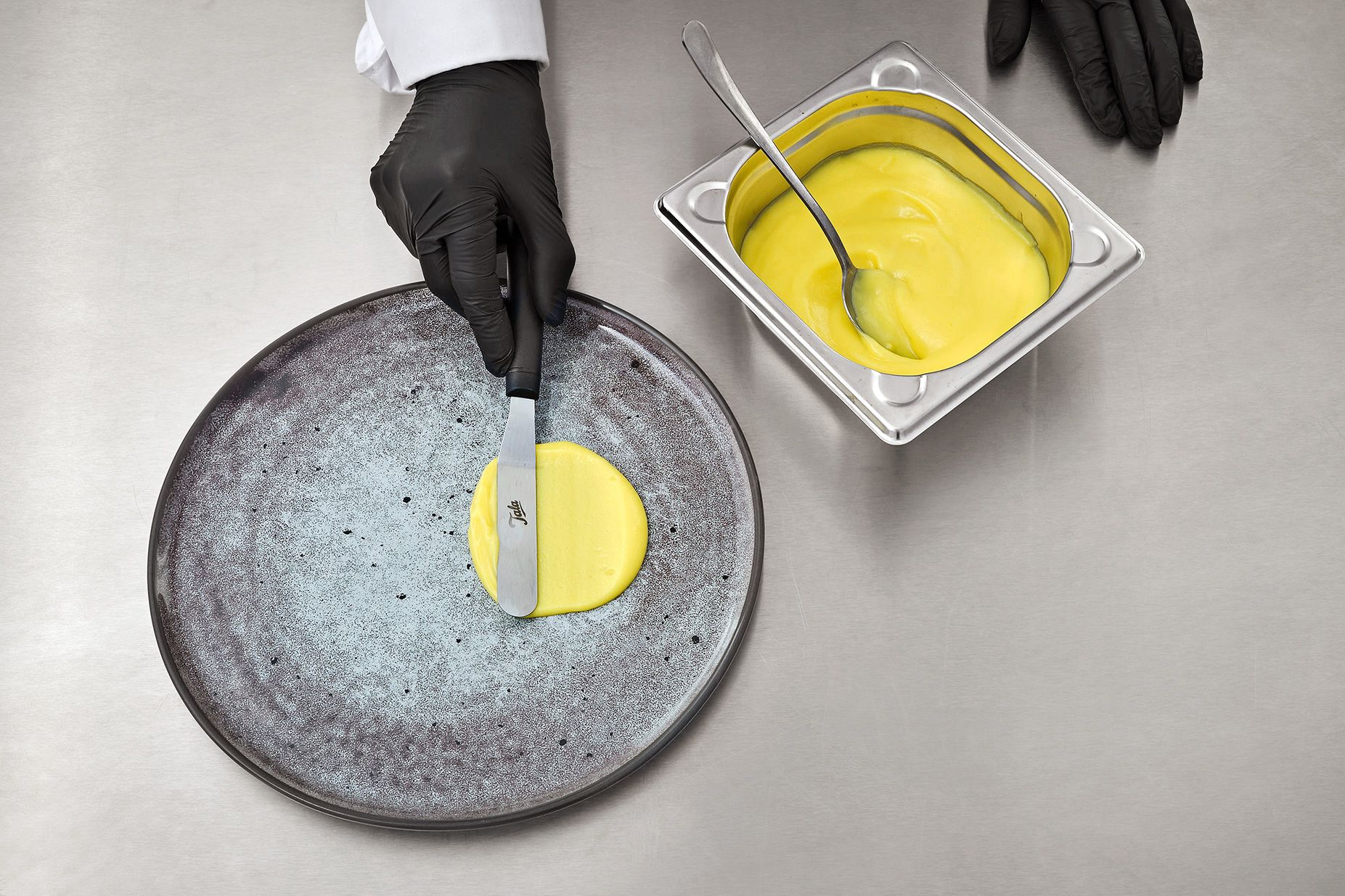 Plating: Oval with Texture