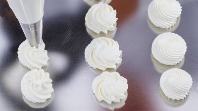 How to Pipe Whipped Cream